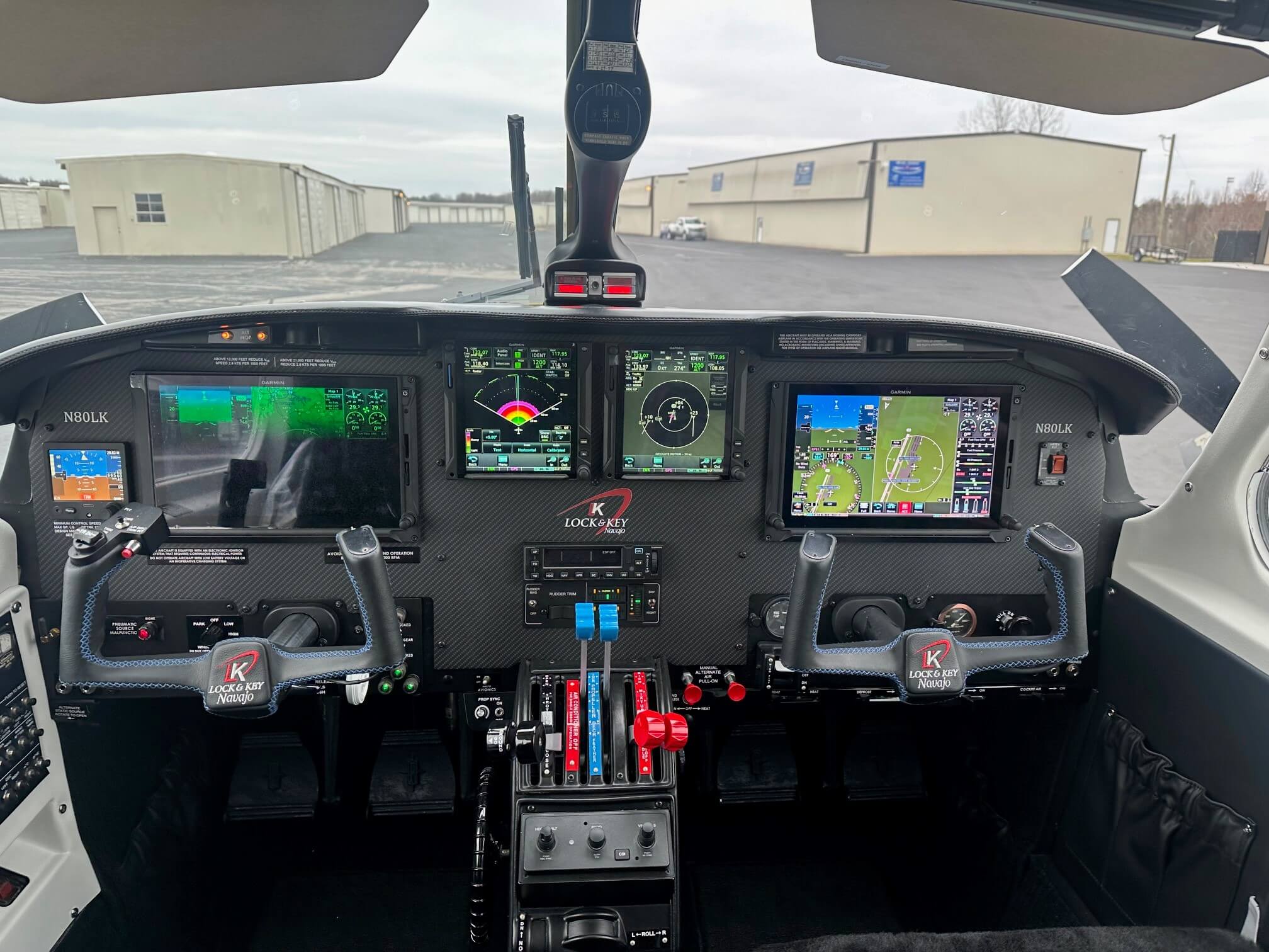 Lock & Key Navajo | Photo Gallery | Mike Jones Aircraft | Murfreesboro, TN